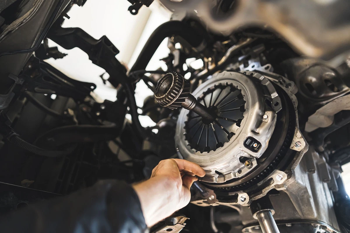 A Guide to Car Clutches