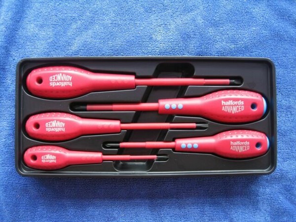Halfords Set of 5 Electrical Screwdriver Fully Insulated Hand Tool for ...