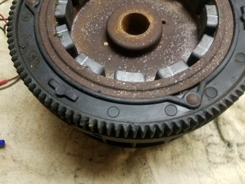 Briggs & Stratton INTEK V-TWIN Flywheel, Fan and Screen 691053 445777 ...