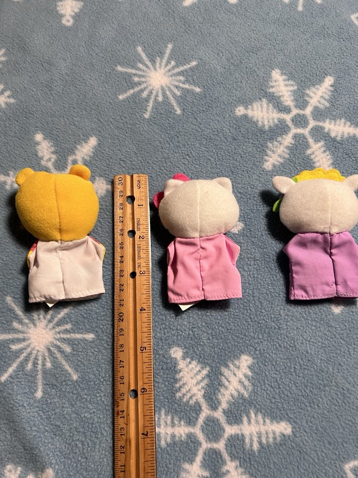 Vintage Sleepover! The Best Ever Party Kit Jeanne Willis + Hello Kitty ...