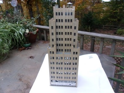 Built BACHMANN Skyscraper building HO scale | eBay