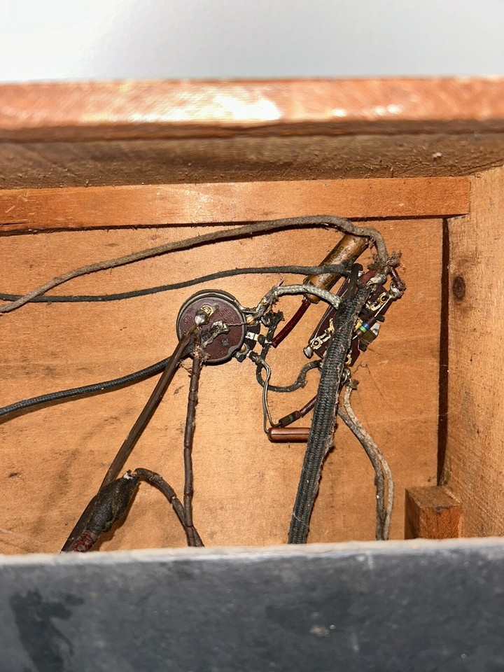 Vintage 1940s Emerson Record Player, WW2 Era Tabletop | eBay