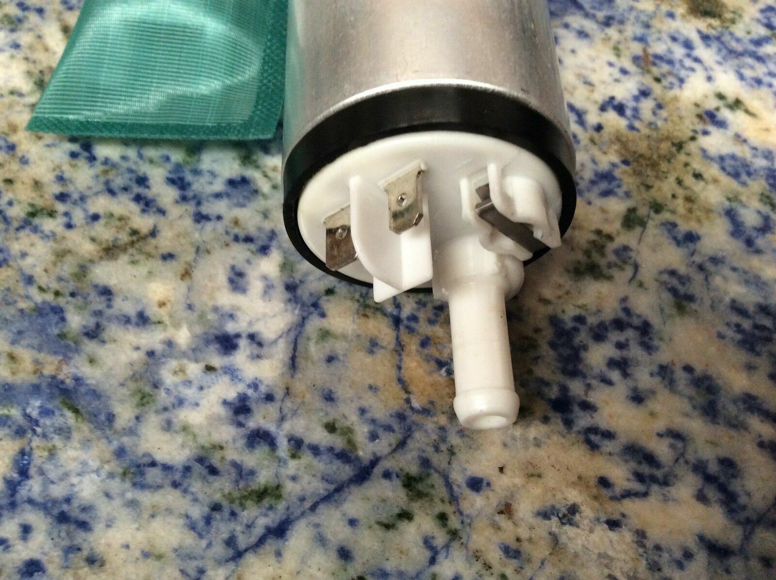 GENUINE QUALITY FORD FUEL PUMP Ford Falcon XG Ute / Van 9/93-8/96 6CL ...