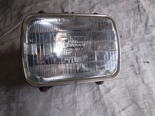 Nissan Z31 300zx Headlamp Sealed Beam Halogen Sylvania Aftermarket 2B1 ...