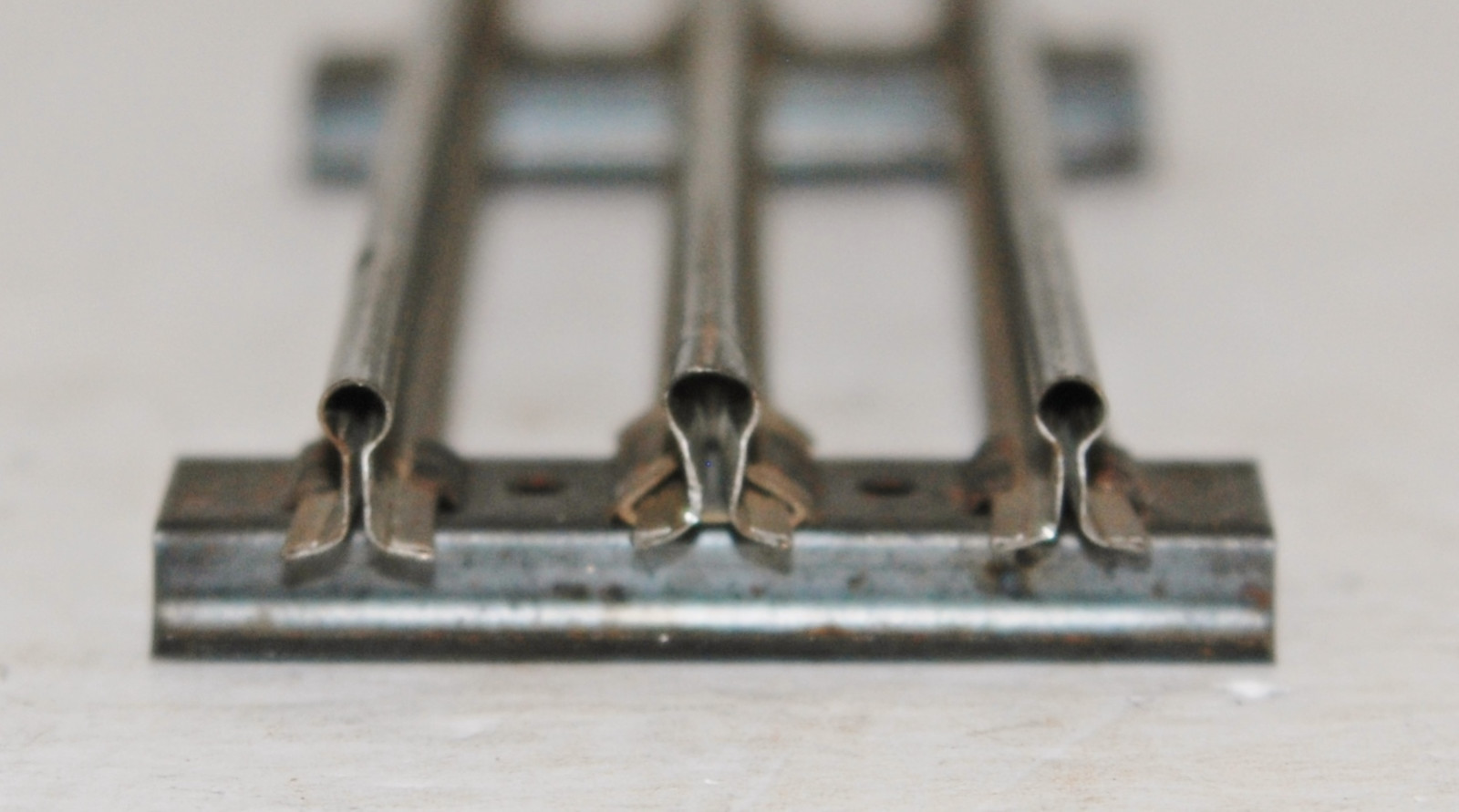 O GAUGE TRACK REPAIR PLIER TOOL FOR LIONEL & OTHER TUBE TYPE TRACK ...