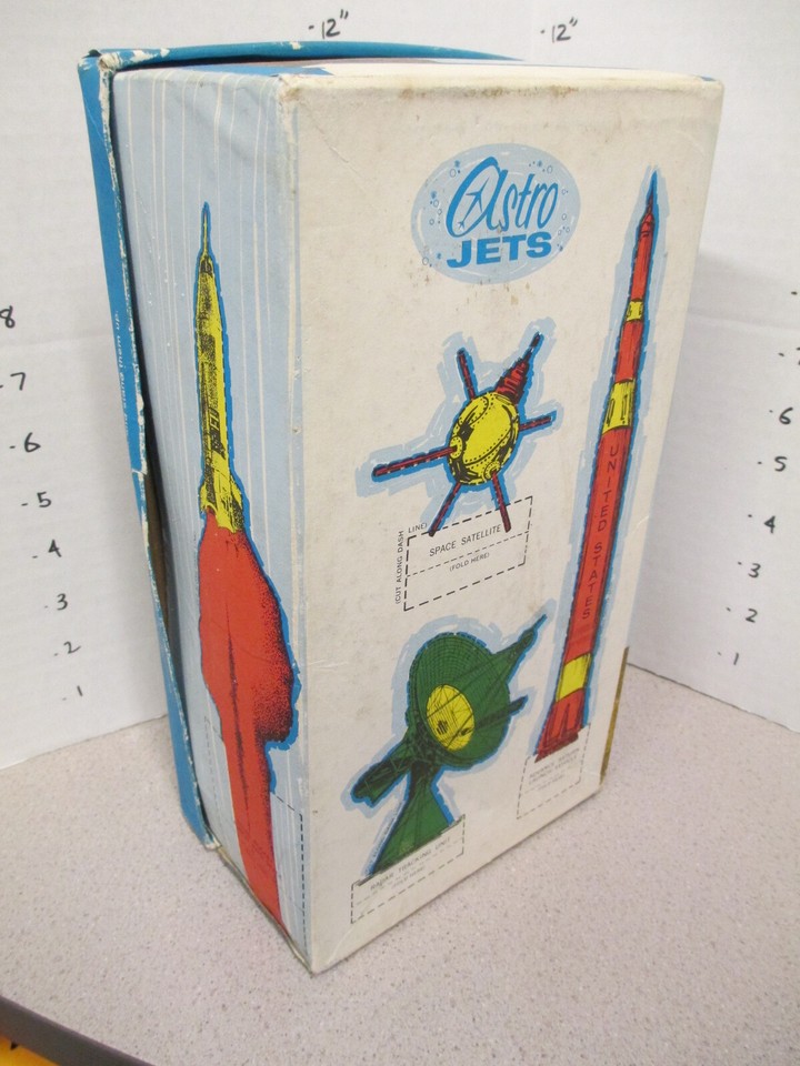 ASTRO JETS shoebox '50s space ship rocket astronaut missile satellite ...