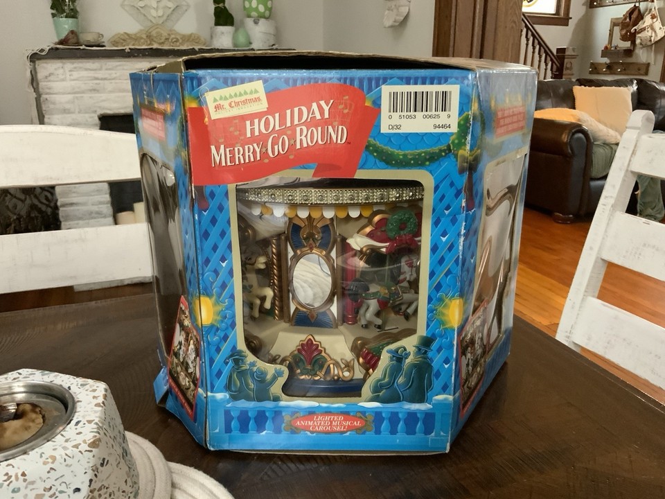Vintage 1994 Mr. Christmas Holiday Merry Go Round Animated Carousel ...