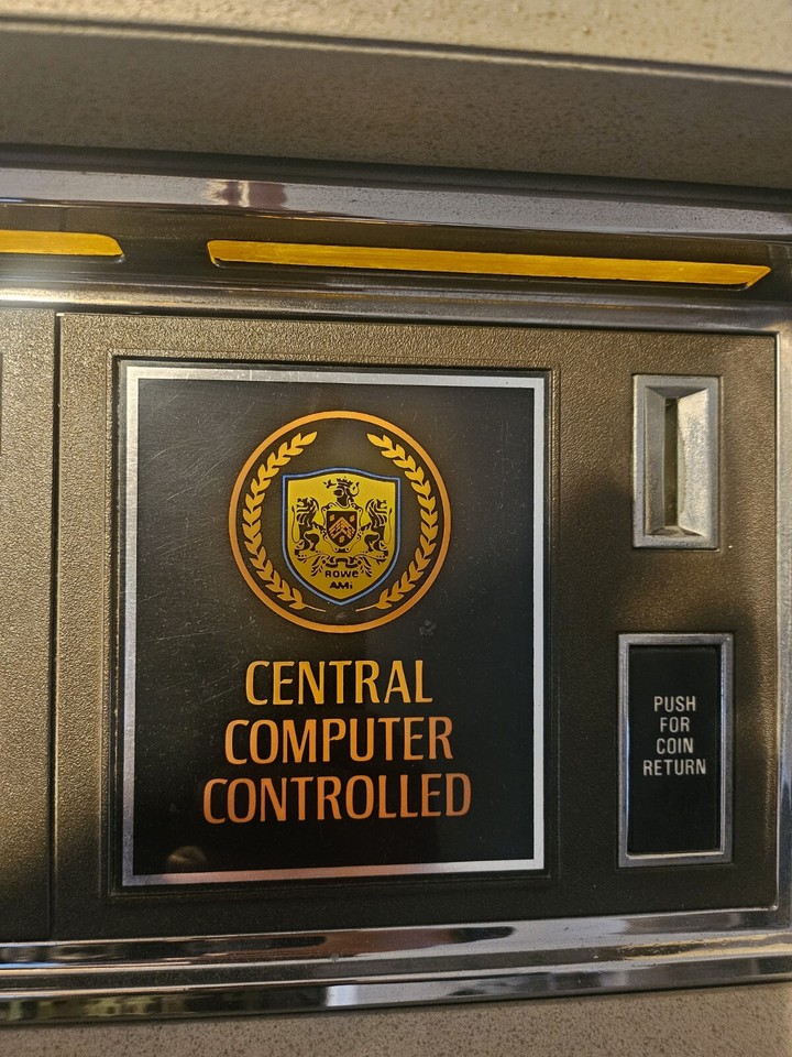 Rowe R86 Jukebox Good Condition Fully Working And Serviced 200 ...