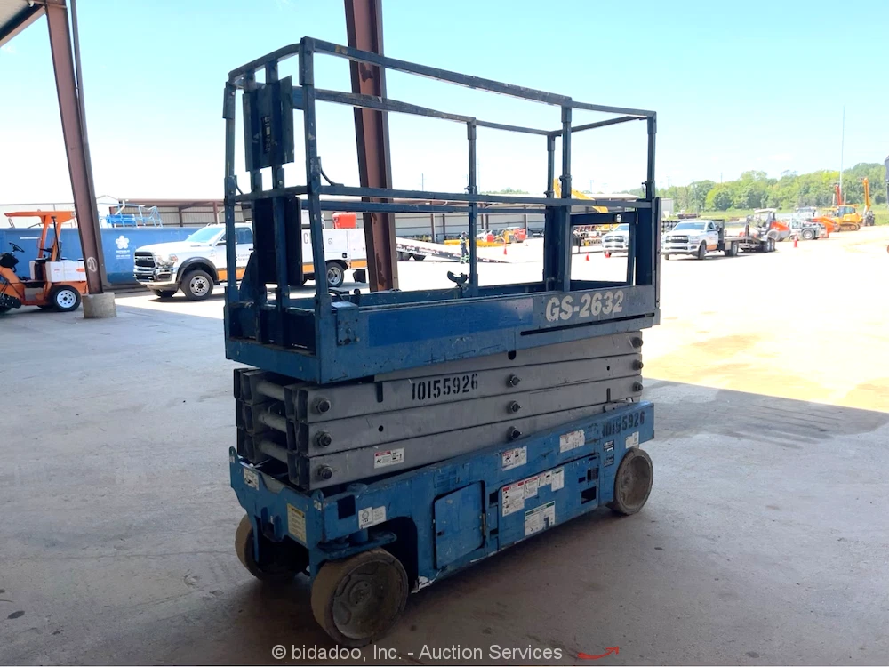 Man Lifts Rail System