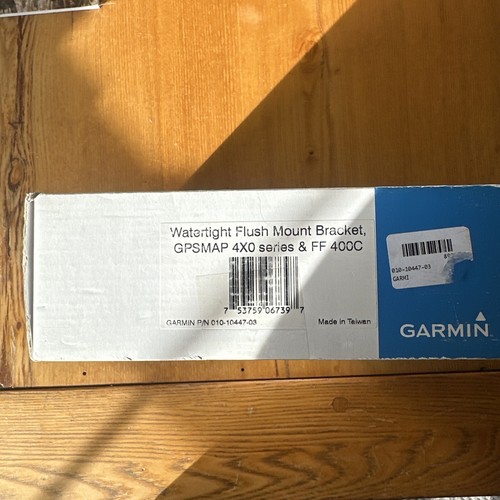 GARMIN 010-10447-03 WATERTIGHT FLUSH MOUNT GPSMAP 4XO/FF400C BRACKET ...