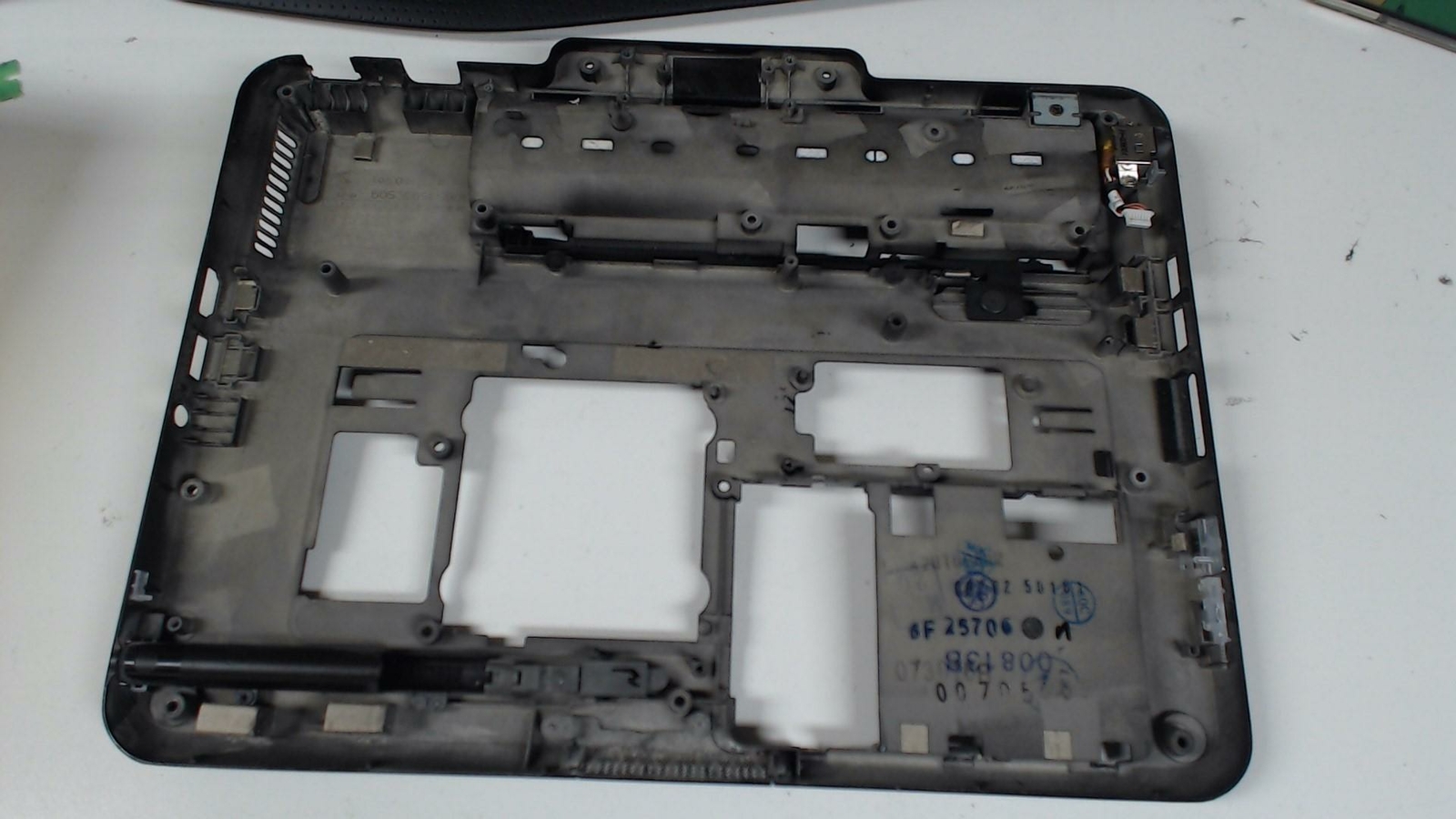 HP TouchSmart TM2-2000 Bottom Case 12.1" P/N 611496-001 OEM | eBay