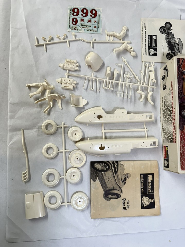 Vintage Monogram Indianapolis Racer 1958 Model Kit PC12 98 & Kurtis ...