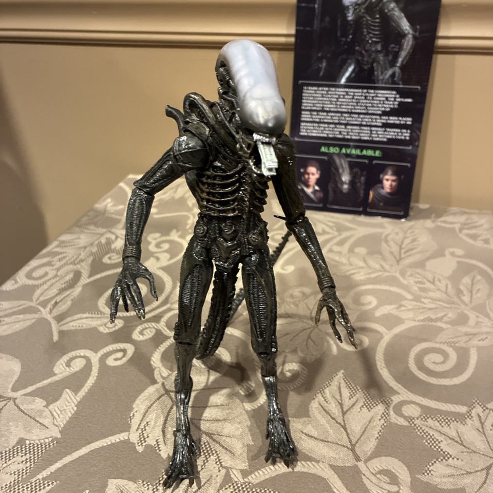 NECA Alien Isolation XENOMORPH action figure loose - displayed only | eBay
