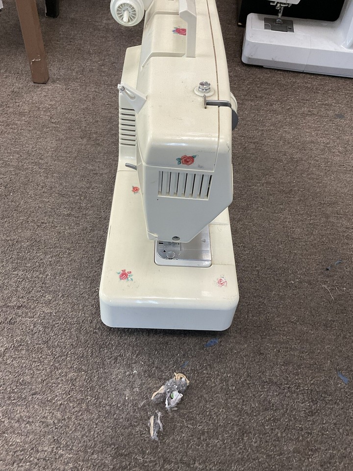 singer 2210 sewing | eBay
