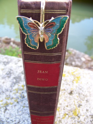 6726 CV SUPERBE MARQUE PAGE TRES FIN FIGURINE PAPILLON MULTI NEUF ...