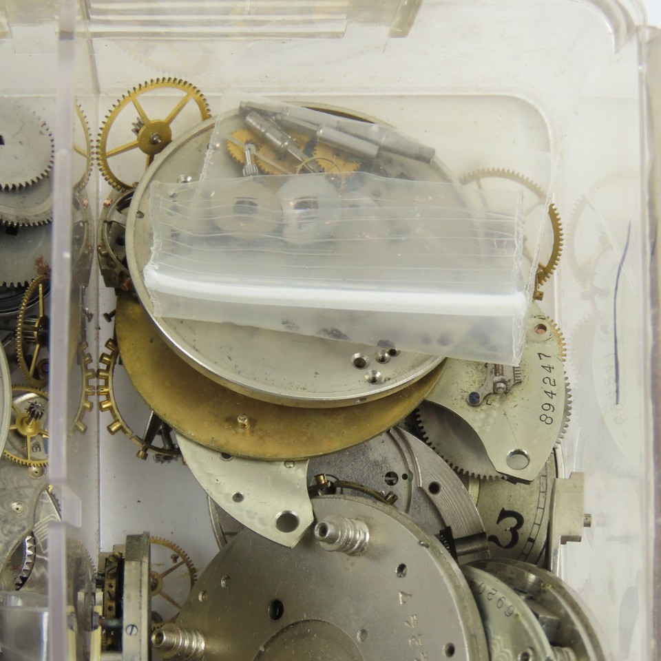 Large Assortment of American Disassembled Pocket Watch Movements | eBay