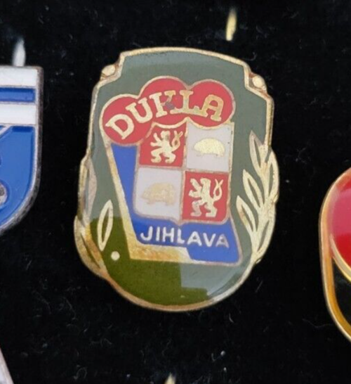 DUKLA JIHLAVA Eishockey Anstecknadel *aus Sammlung* 13739 | eBay