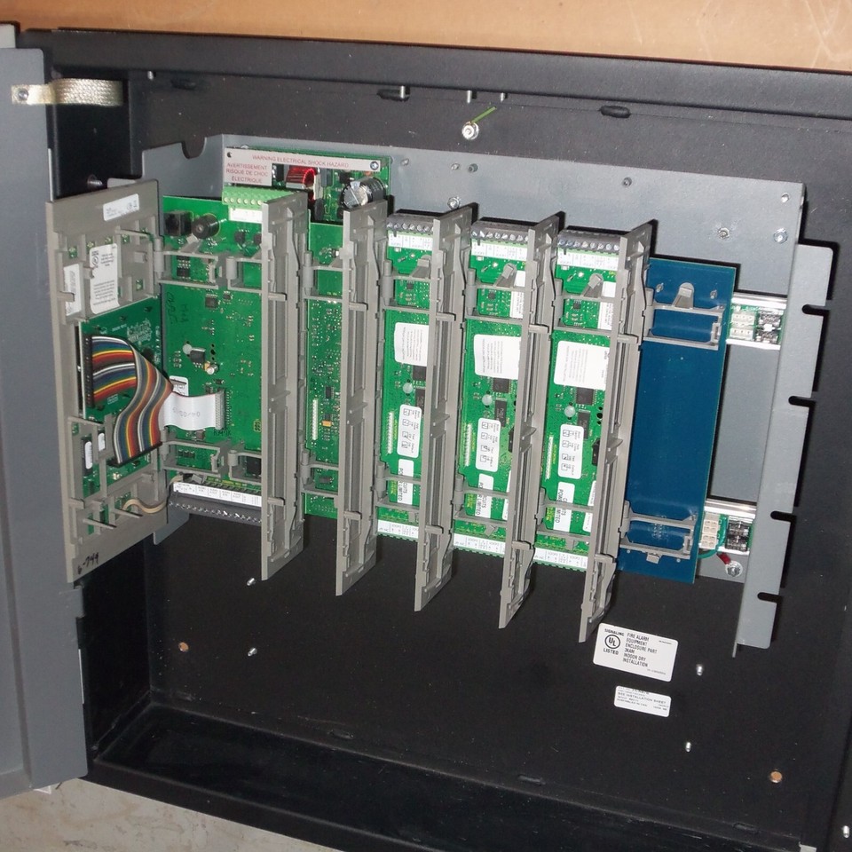 EDWARDS EST3 COMMERCIAL FIRE ALARM EMERGENCY SECURITY PANEL CONTROL ...