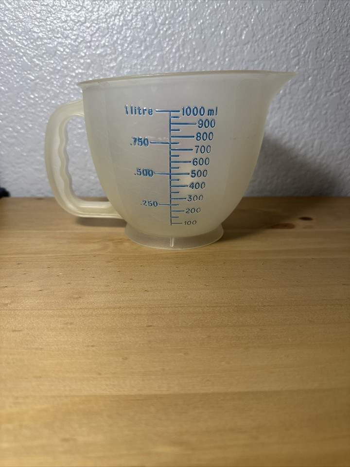 Tupperware 4 Cup Measuring Mix Pitcher Red Blue Letters No Lid 1977 | eBay