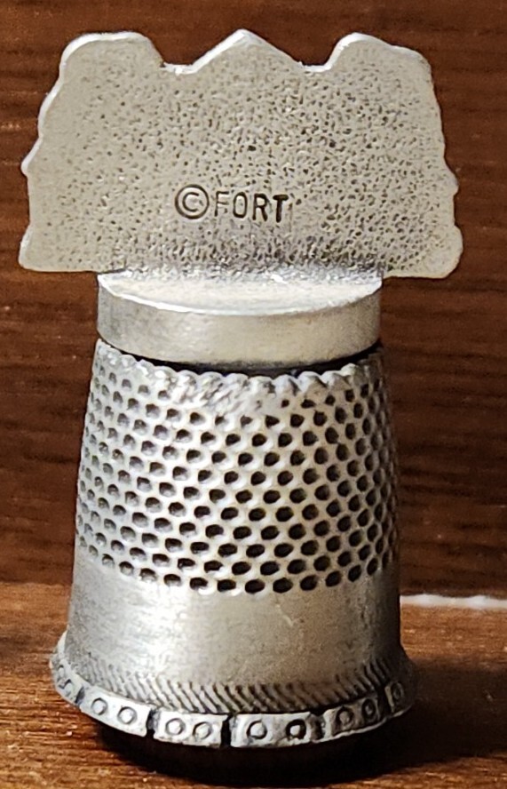 Elvis Presley Souvenir Pewter Thimble w/ Graceland Topper by Fort | eBay