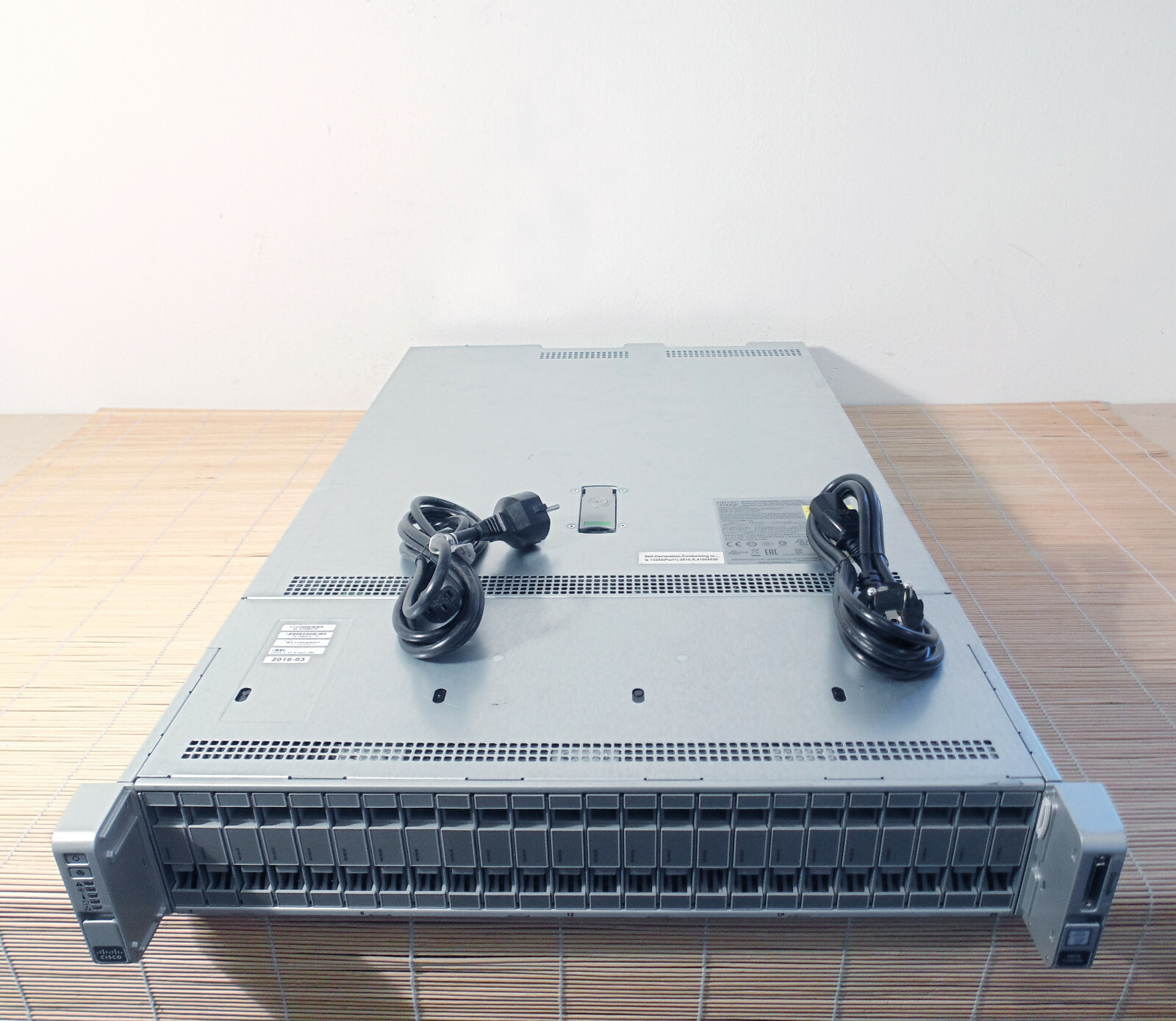 Cisco UCSC-C240-M4SX UCS C240 M4 SFF 2x E5-2640 v3 2.60Ghz 64GB DDR4 ...