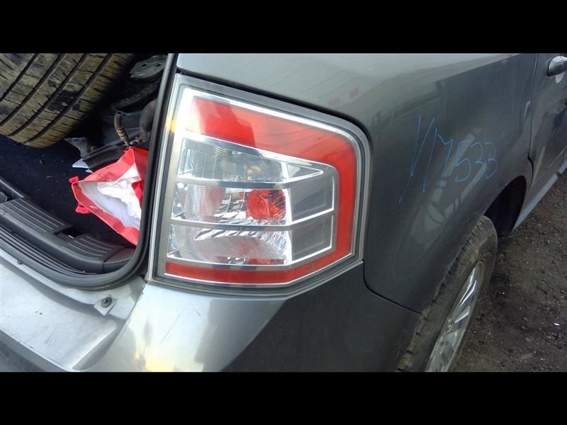2007 2008 2009 2010 Ford Edge Passenger Right Tail Light Lamp Silver ...