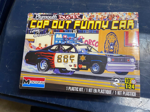 Monogram 4093 Tom Daniel Cop Out Funny Car 1:24 Plymouth Duster, Sealed ...