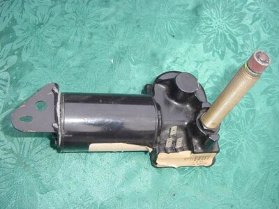 WWF24C18-230 24 VOLT SELF PARK WINDSHIELD WIPER MOTOR 3-1/2" SEA RAY ...