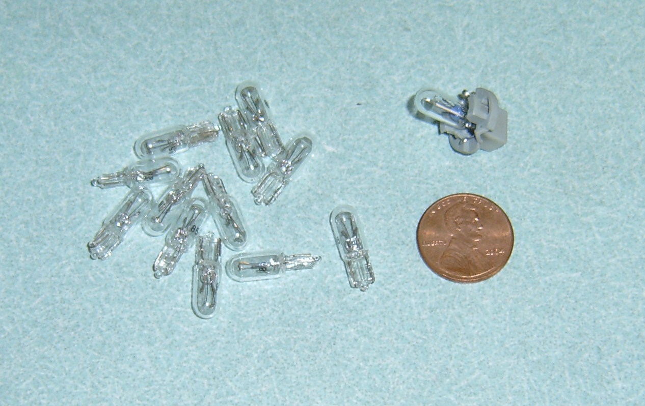 8 PACHISLO SLOT MACHINE LIGHT BULBS - NEW #85 WEDGE BULBS - FIT MANY ...