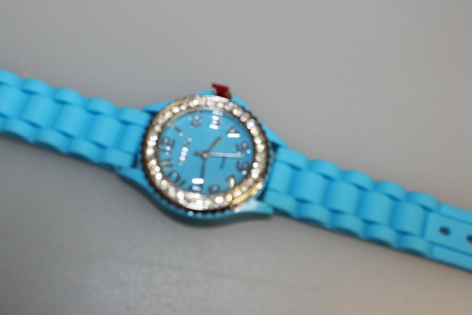 DIAMANTE GENEVA GIRLS RUBBER SILICONE STYLE WATCH BRIGHT BLUE STAINLESS ...