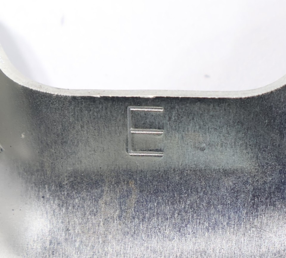 2023 - 2025 TOYOTA PRIUS DRIVE MOTOR HV INVERTER REAR MOUNT BRACKET OEM ...