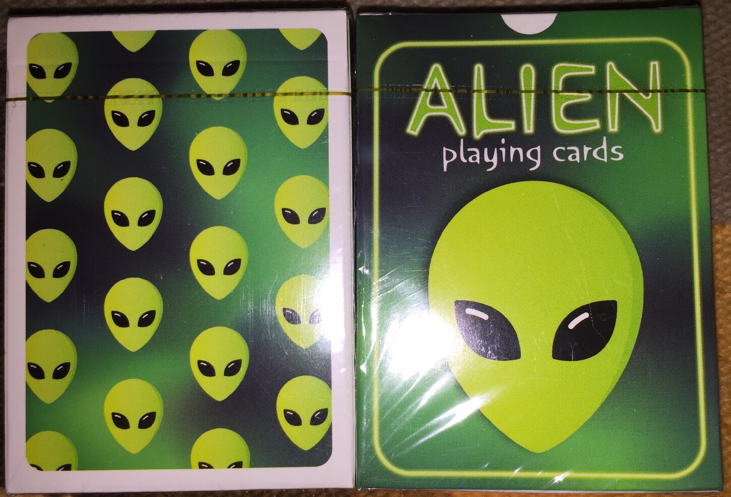 1 Deck ALIEN PLAYING CARDS new, sealed 2018 by Gener8 | eBay