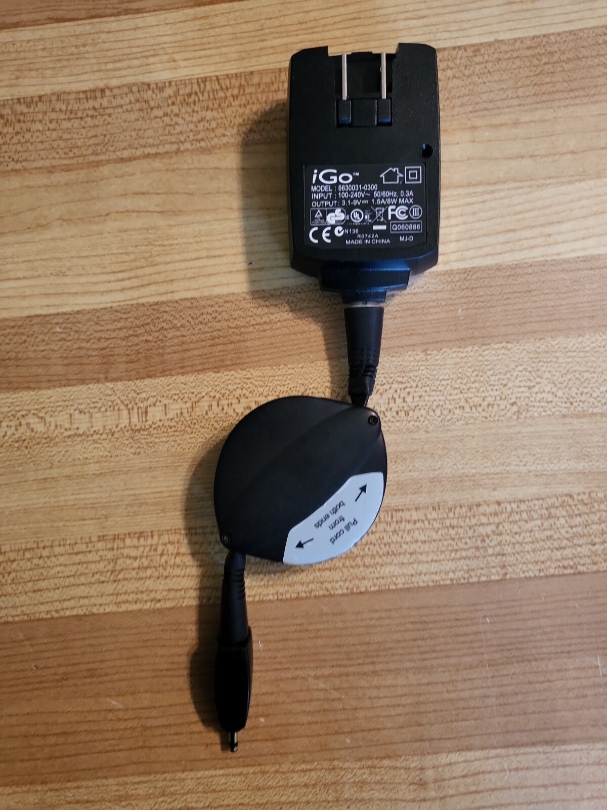 iGo Universal Power Adapter - VGC (6630031-0300) for sale online | eBay