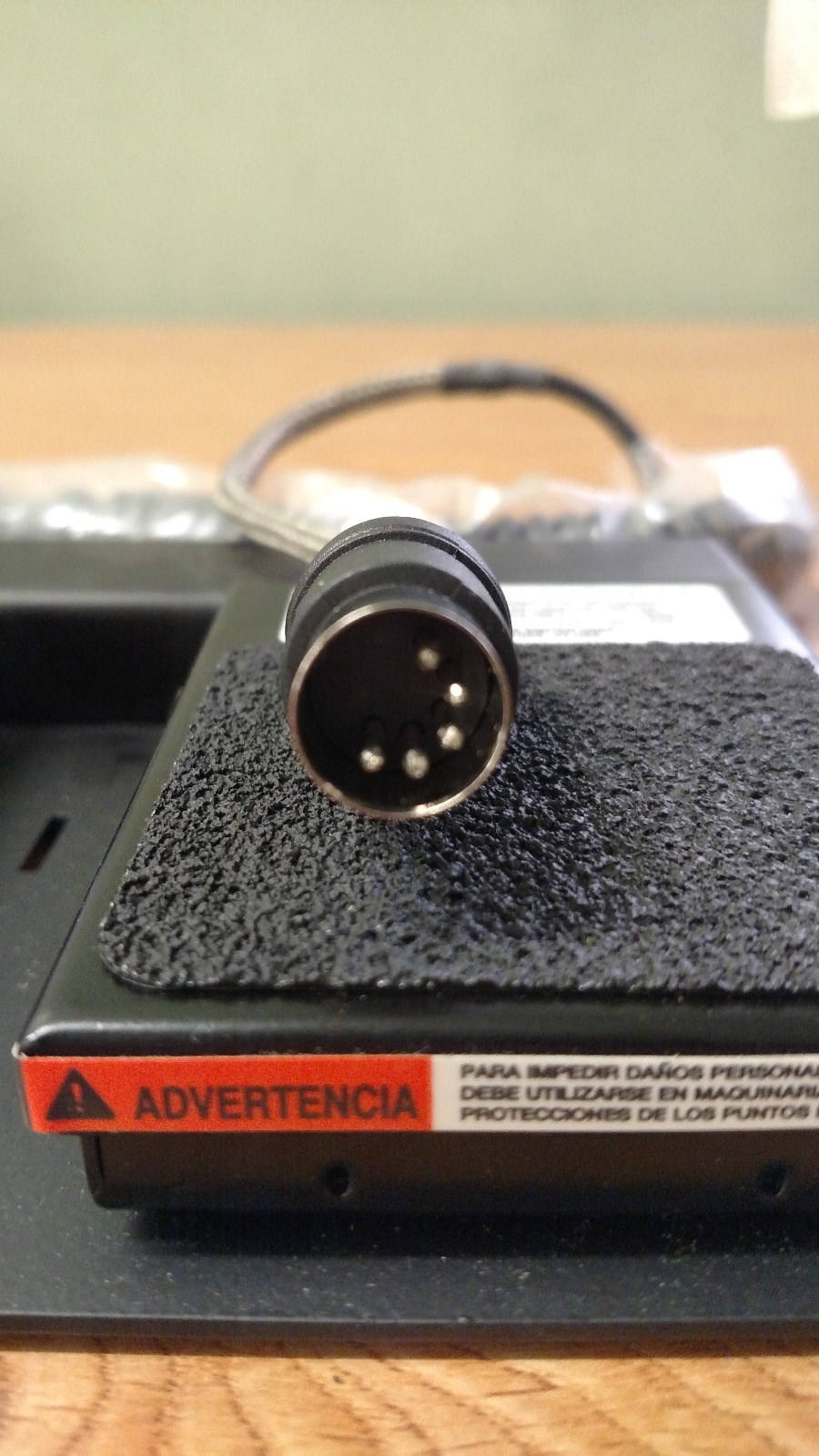 LINEMASTER Treadlite II T-91-S Tripple Footswitch | eBay