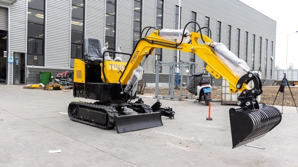 Attachments Mini Excavator Grabber Hammer Ripper Rake Auger Bucket ...