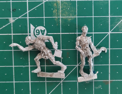 2 zombies (heresy miniatures) : Warhammer Old world / Mordheim | eBay