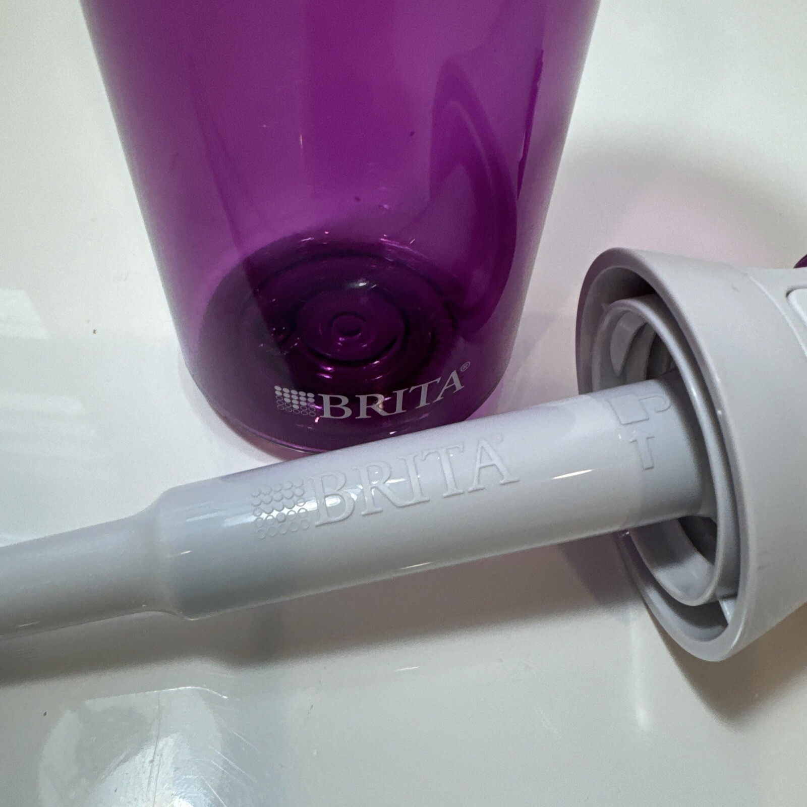 BRITA FILTERING WATER BOTTLE Purple | eBay