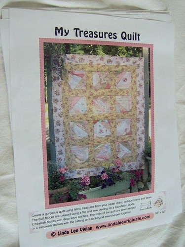 MY TREASURES QUILT PATTERN WALL HANGING Flip & Sew Piecing Linda L ...