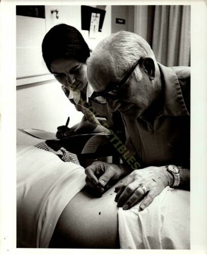 Vintage Press Photograph 1970s Delmar Watson Photo Acupuncturist | eBay