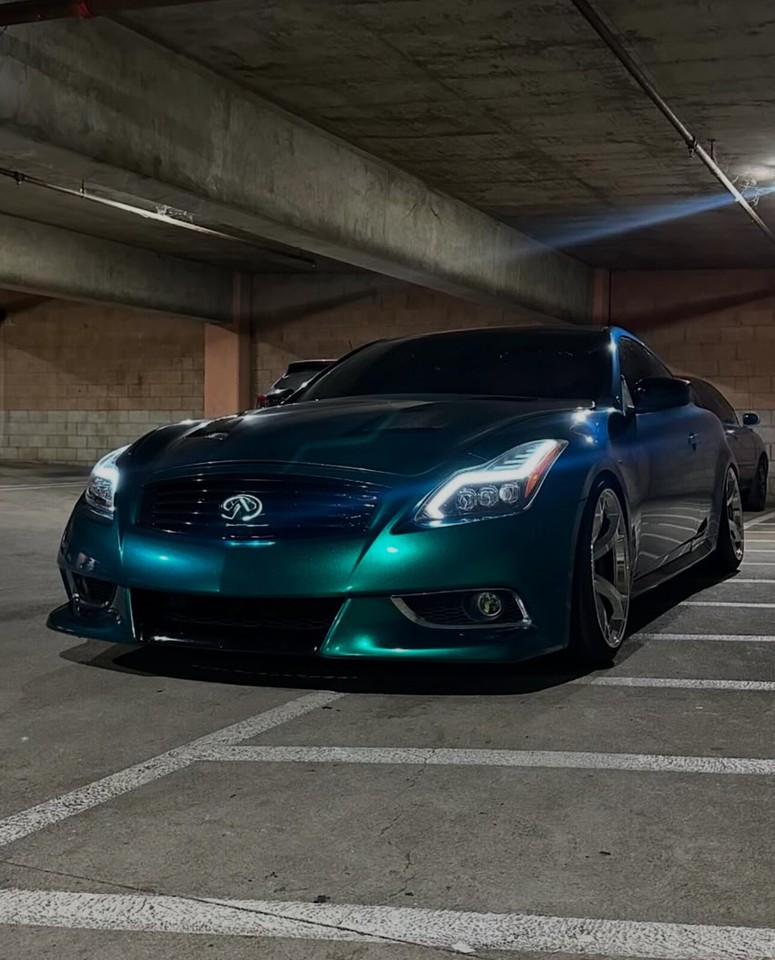 FOR INFINITI G37 COUPE 08-13 G37 Gloss Black LED Front Grill Emblem. | eBay