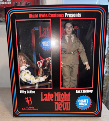 Distintive Dummies:Late Night with the Devil-Jack Delroy & Lilly D'Abo ...
