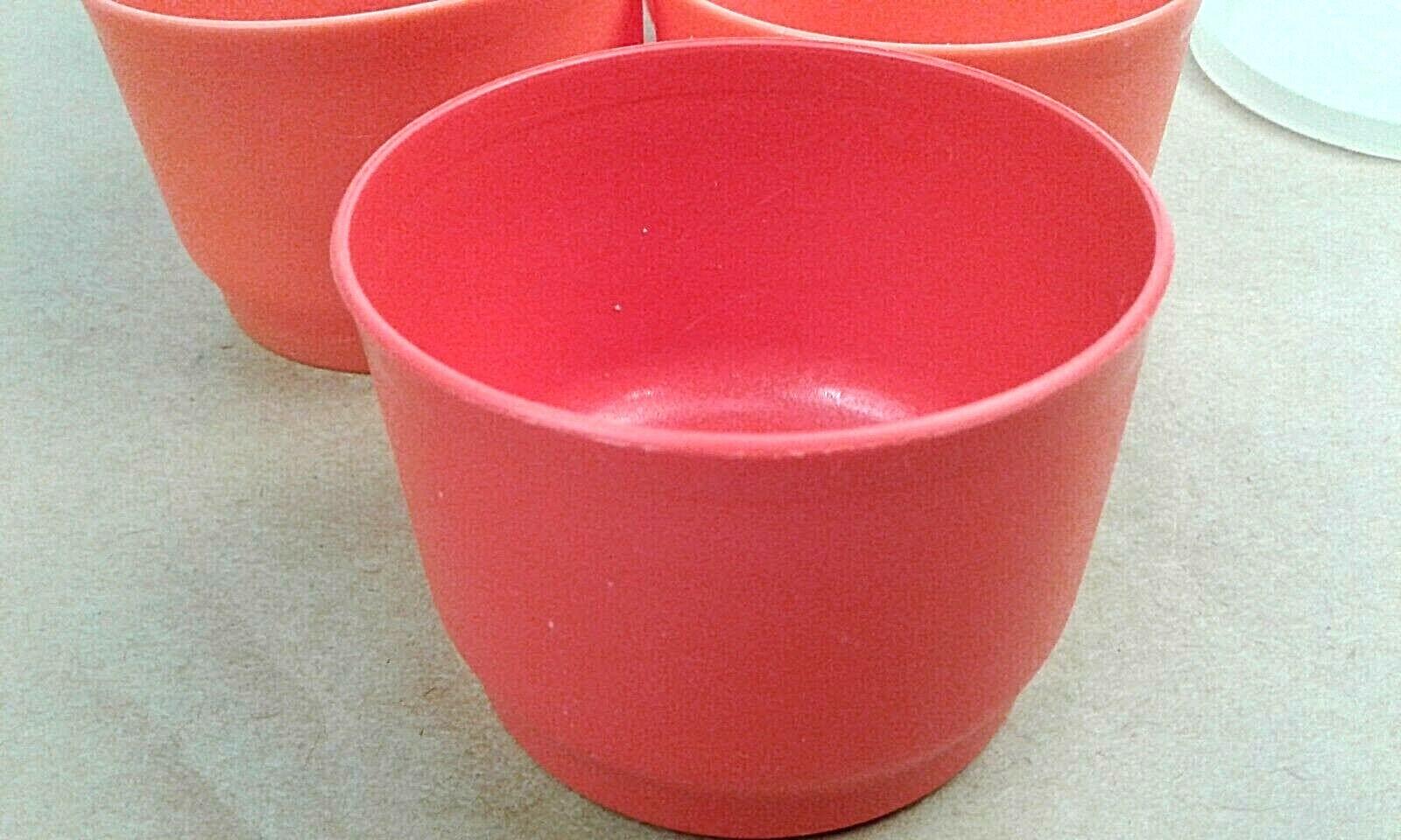 Vtg Tupperware Snack Cups Set of 3 With Lids 2 Without Lids 4 Orange 1 ...