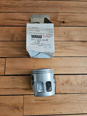 NOS Vintage Yamaha YT175 Piston 5V7-11631-00-97 | eBay