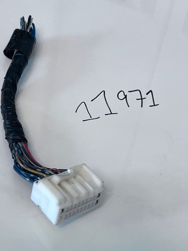 TOYOTA LEXUS OEM CONNECTOR 11971 20 Port 19 Terminal 90980-111971 Plug ...