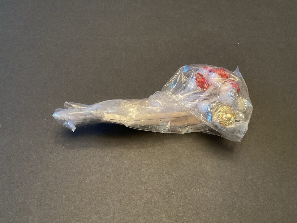 12 Vintage Christmas Bells Pipe Cleaner Decor Tie-Ons Orig Package NOS ...