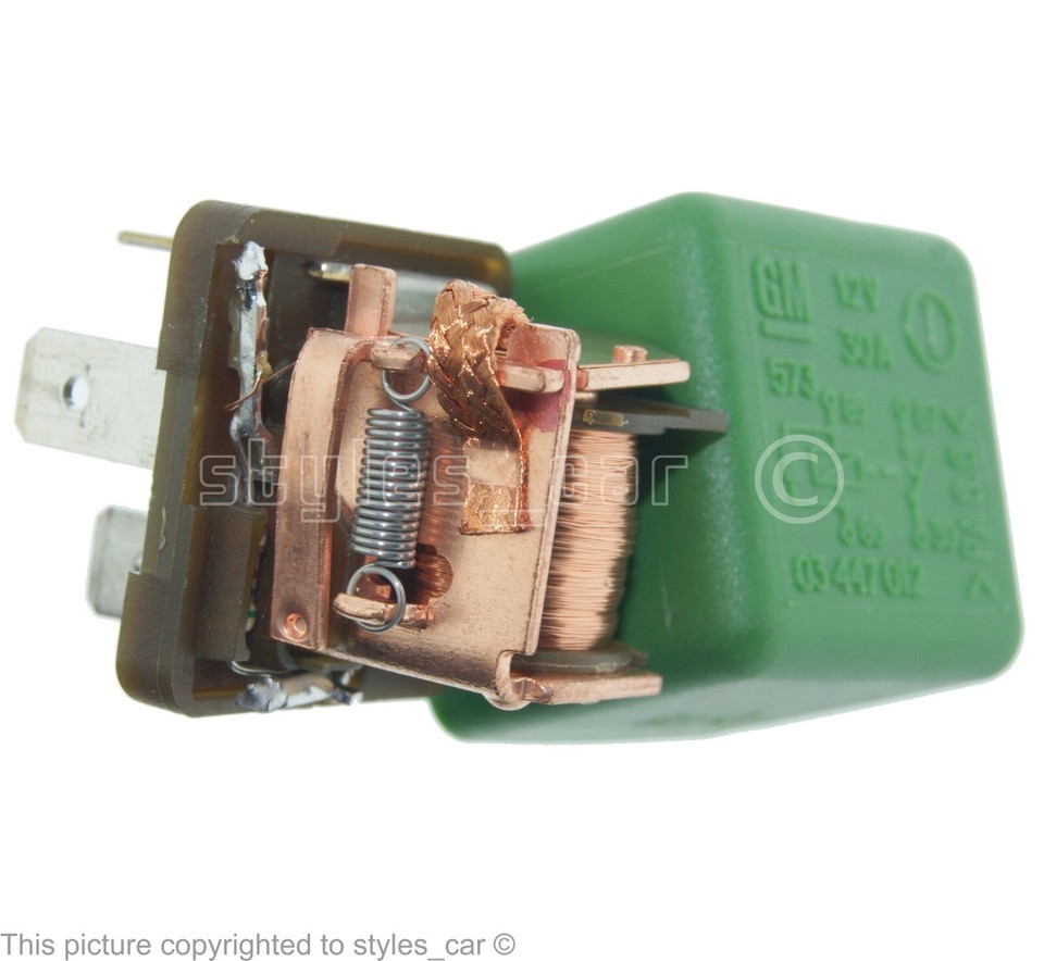 Genuine Vauxhall Opel A/C Glow Plug Fuel Pump Horn 4-Pin Green Relay ...