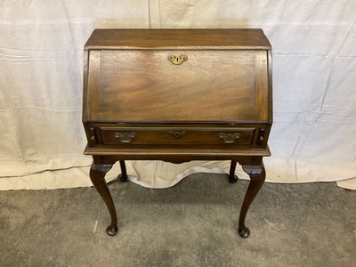 Henkel Harris Queen Anne Lady Astor Solid Mahogany Slant Front Writing ...