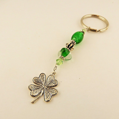 Lucky Four Leaf Clover, Irish shamrock Key chain, Key tag, Green Foil ...