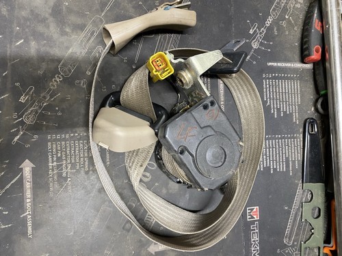 01-05 Ford Excursion Left Front Seatbelt Seat Belt Driver Drivers Tan ...