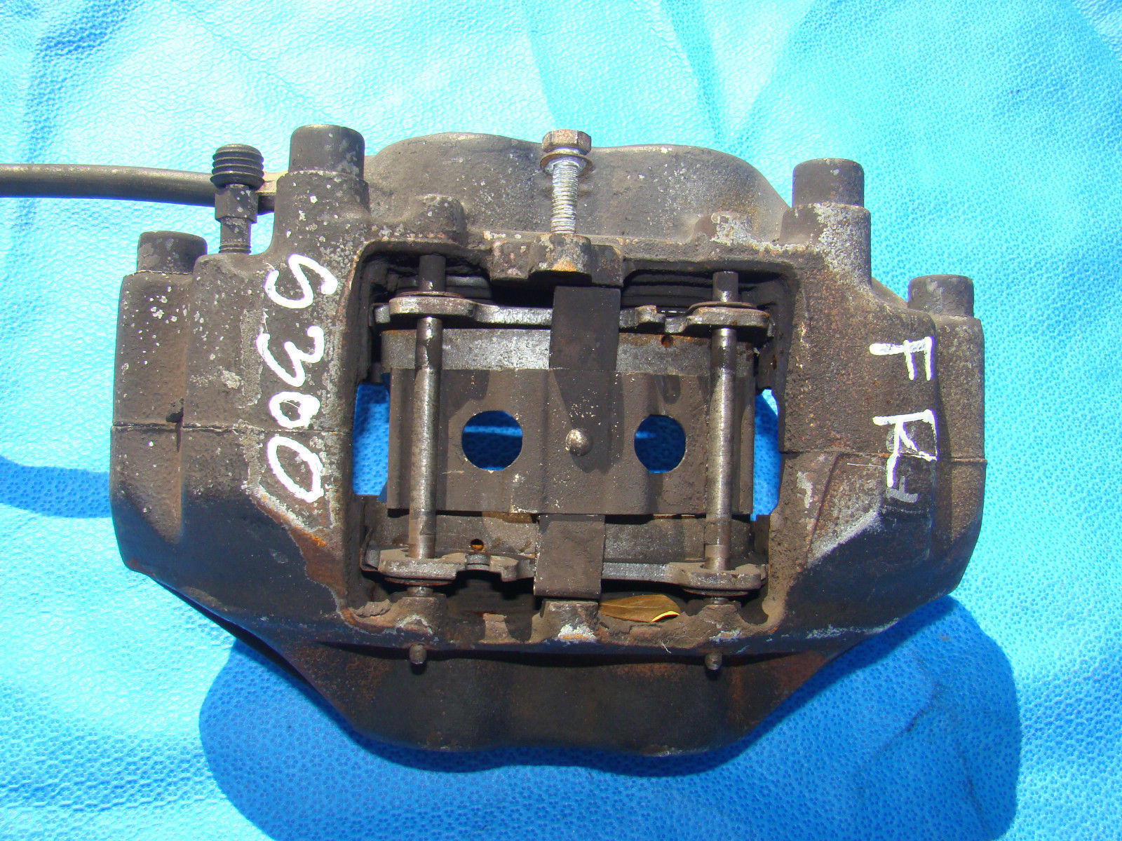 MERCEDES BENZ 300SE W140 1992 BRAKE CALIPER FRONT RIGHT OEM | eBay